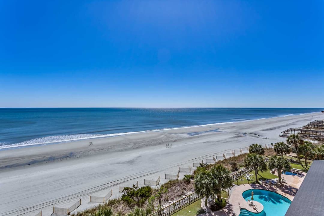 Island Vista Resort - 1 Bedroom Luxury Oceanfront Condo