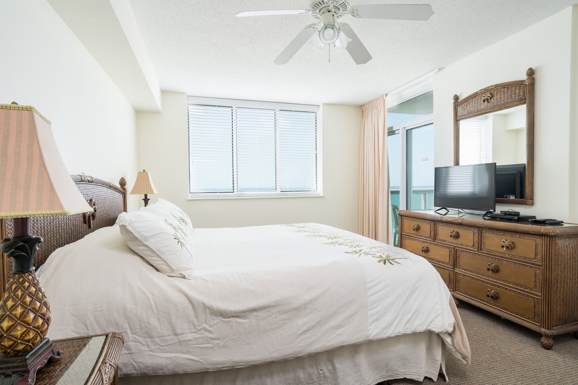 Crescent Keyes - 910