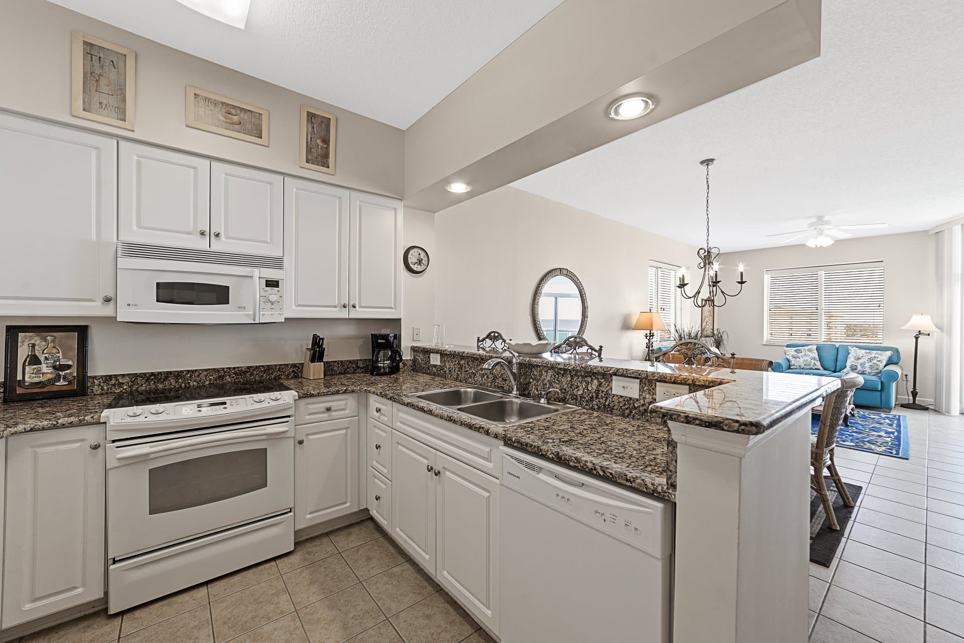 Crescent Keyes - PH 1