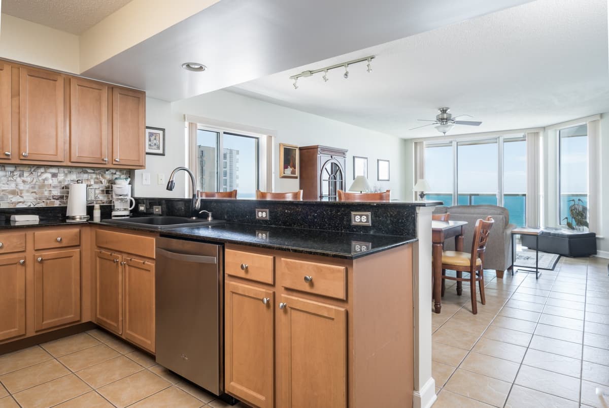 Malibu Pointe - 1201