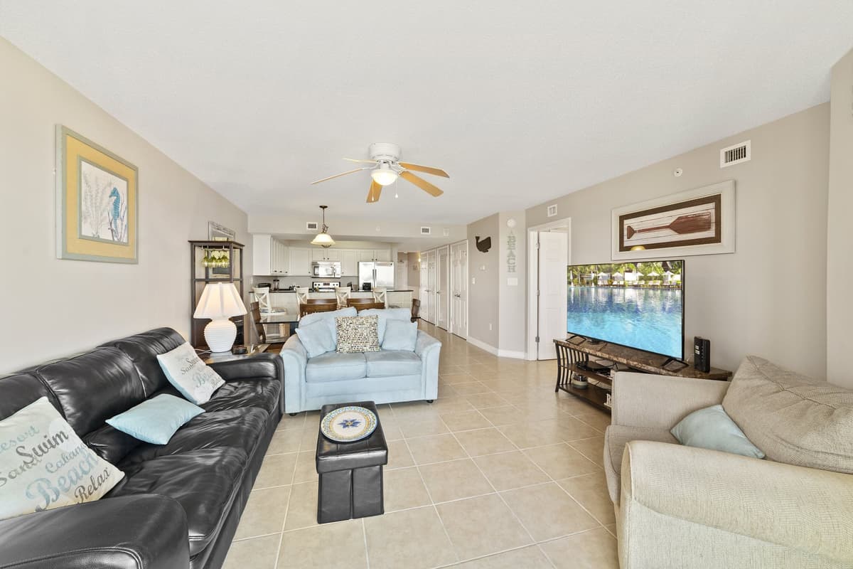 Malibu Pointe - 1204